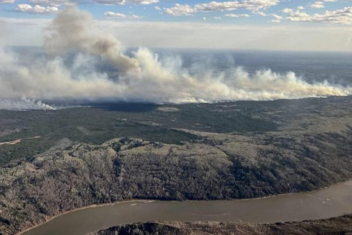 Forest fire season kicks off early in Canada, thousands evacuated - Net ...