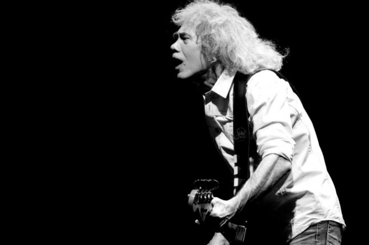 The music world is in mourning: Alan Lancaster, bassist for Status Quo ...