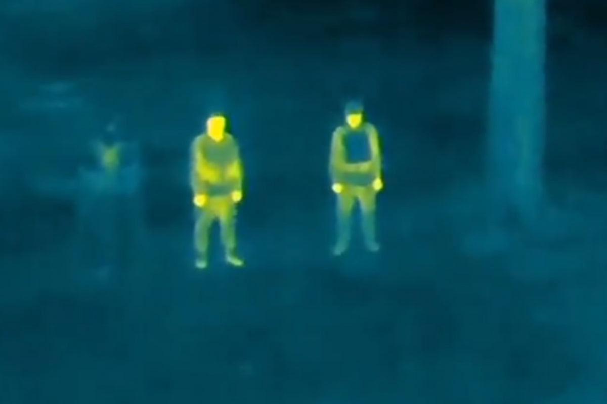 The Ukrainian army presents its "invisibility cloak", its latest techn ...